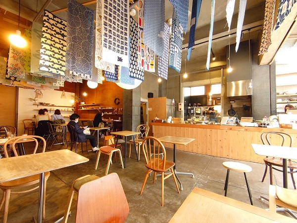 東京・千駄木【CIBI Tokyo Store/ チビ】メルボルン発のコーヒーが美味しいカフェでチリビーンズを【口コミ レビュー】 - 国内遠征ナビ